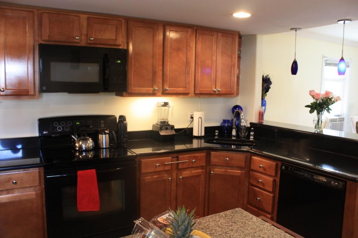 Photos by Elizabeth & Cloves Cleaning